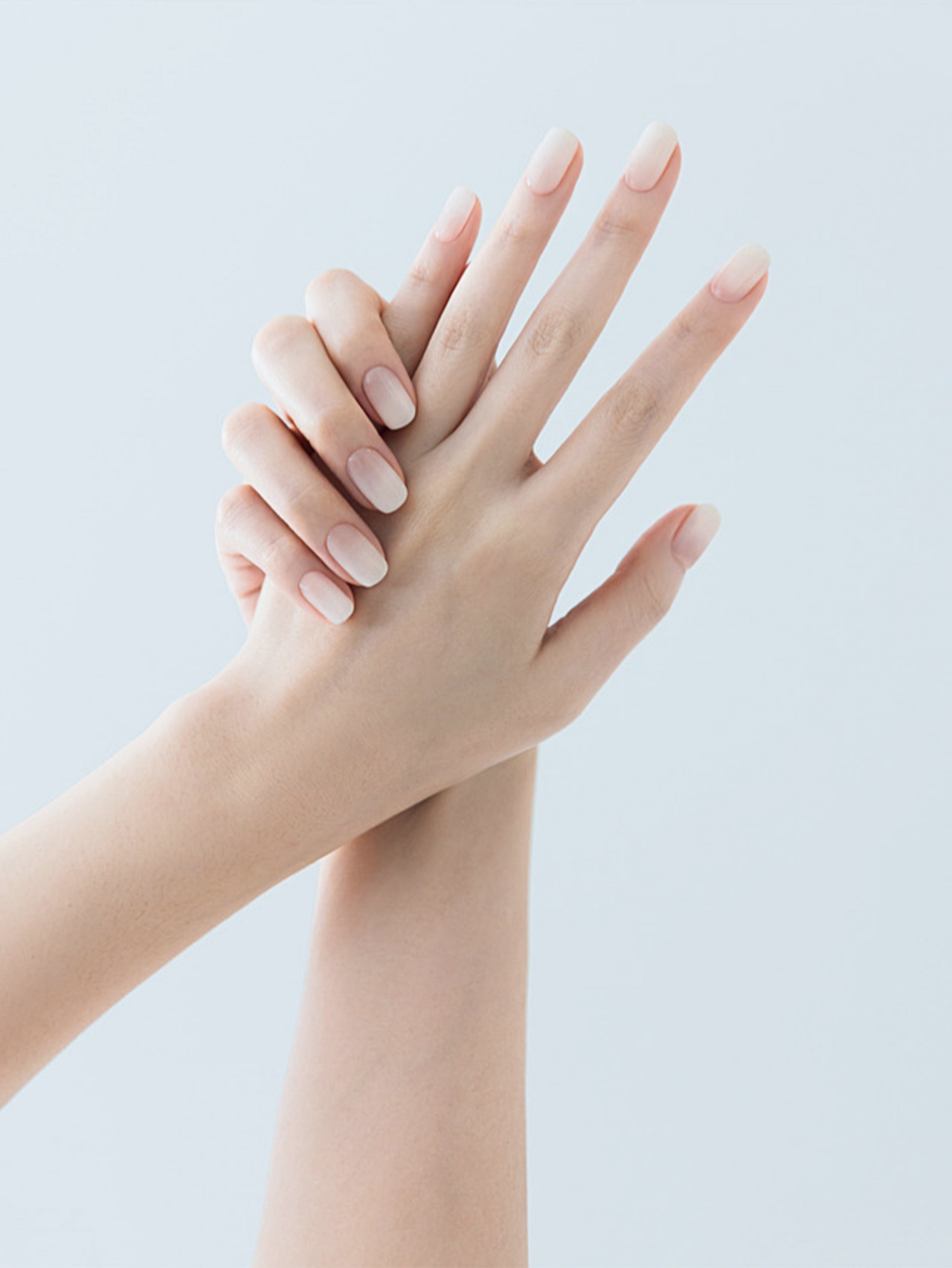 수많은 경력으로 최고의 촬영본을 만드는 손모델입니다 - 크몽