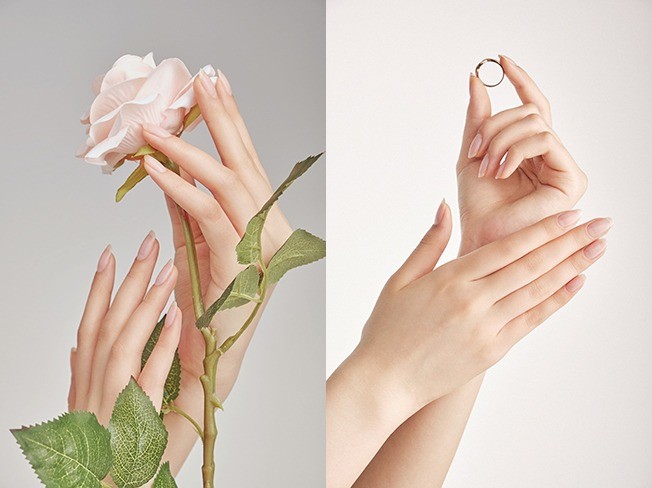 제품의 분위기에 맞게 연기하는 손모델이 되어 드립니다. - 크몽