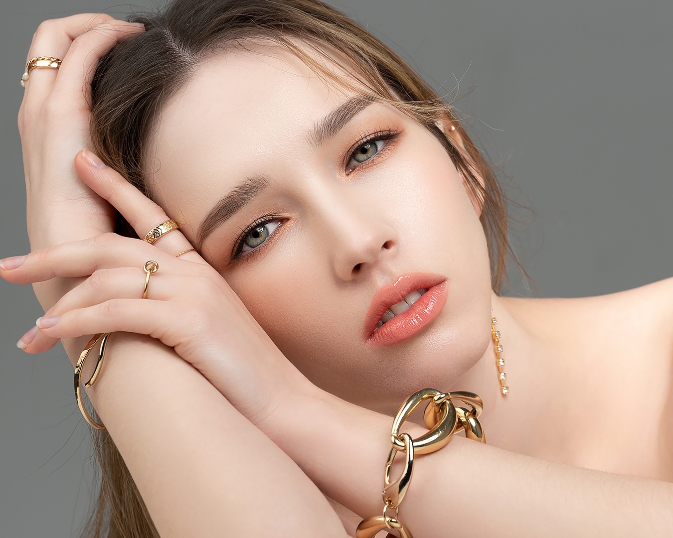 외국인 백인 여자 모델 - 크몽