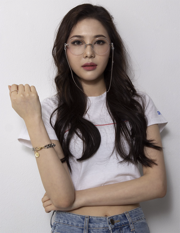 [촬영 보정] 호리존 스튜디오 프로필 촬영 개인·이벤트 사진 포트폴리오 크몽