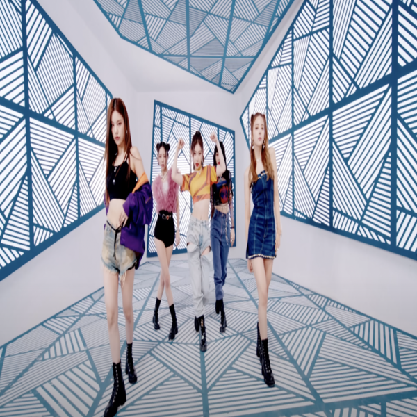 ITZY「Blah Blah Blah」Music Video 세트디자인, 전시·무대 디자인 포트폴리오 - 크몽